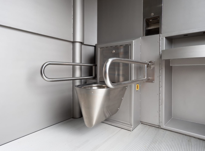 UriLift M/V/G: a retractable toilet for ladies, gentlemen and disabled ...