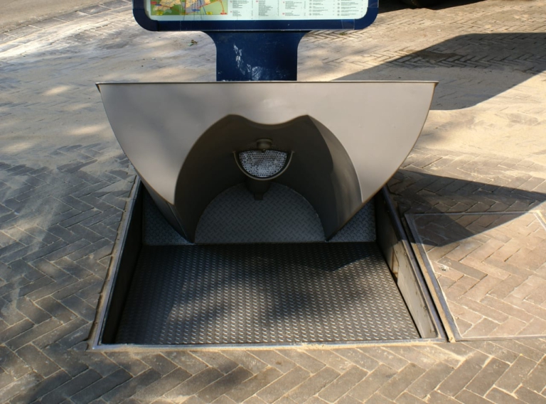 UriLift Single is a retractable unit with a self-cleaning men's urinal