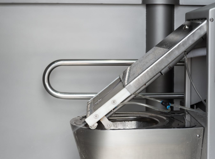 UriLift M/V/G: a retractable toilet for ladies, gentlemen and disabled ...